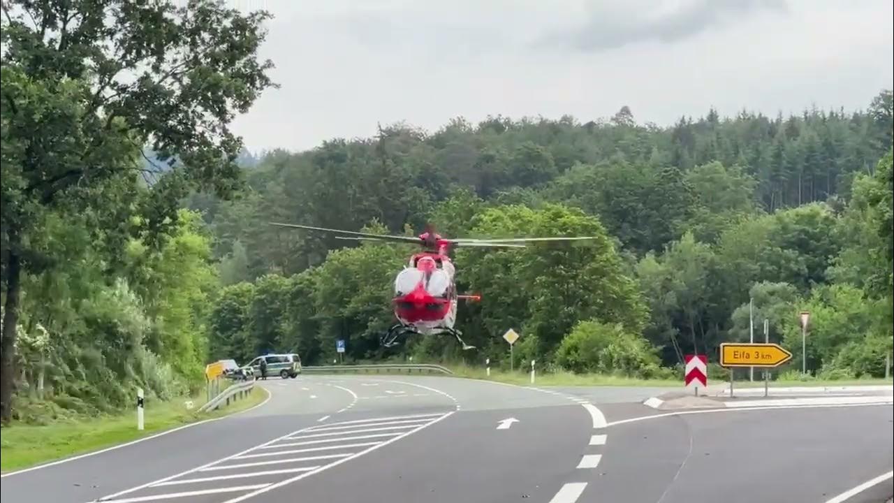 Motorradfahrer schwer verletzt - Rettungshubschrauber im Einsatz - YouTube