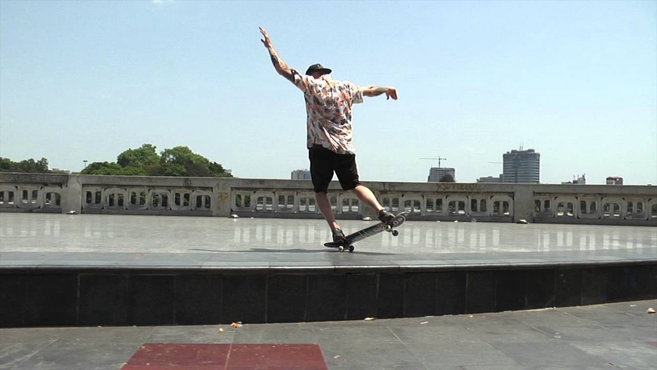 Jamie Thomas for Roark Revival in Hanoi - YouTube