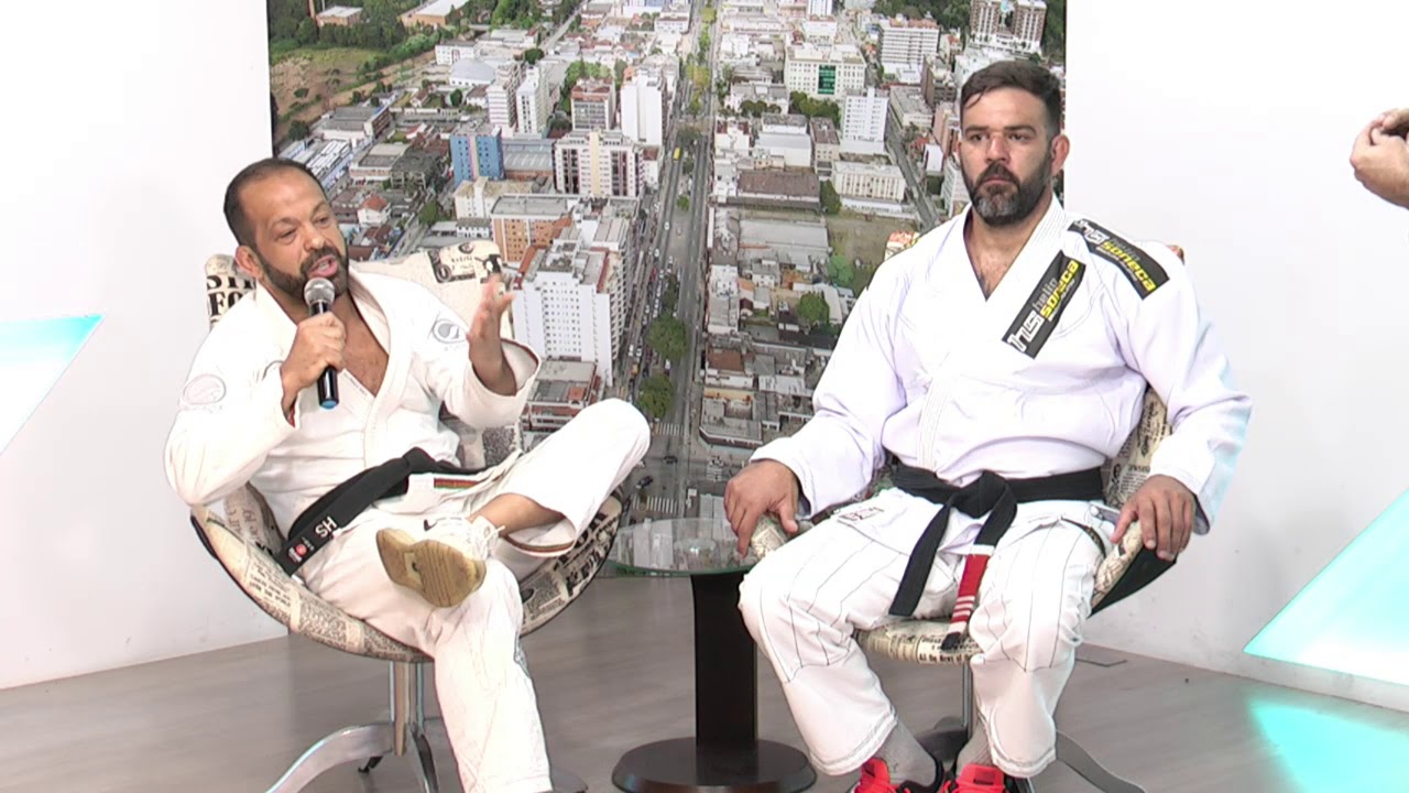 Jornal Diário recebe a lenda do Jiu-Jitsu, Hélio Soneca - YouTube