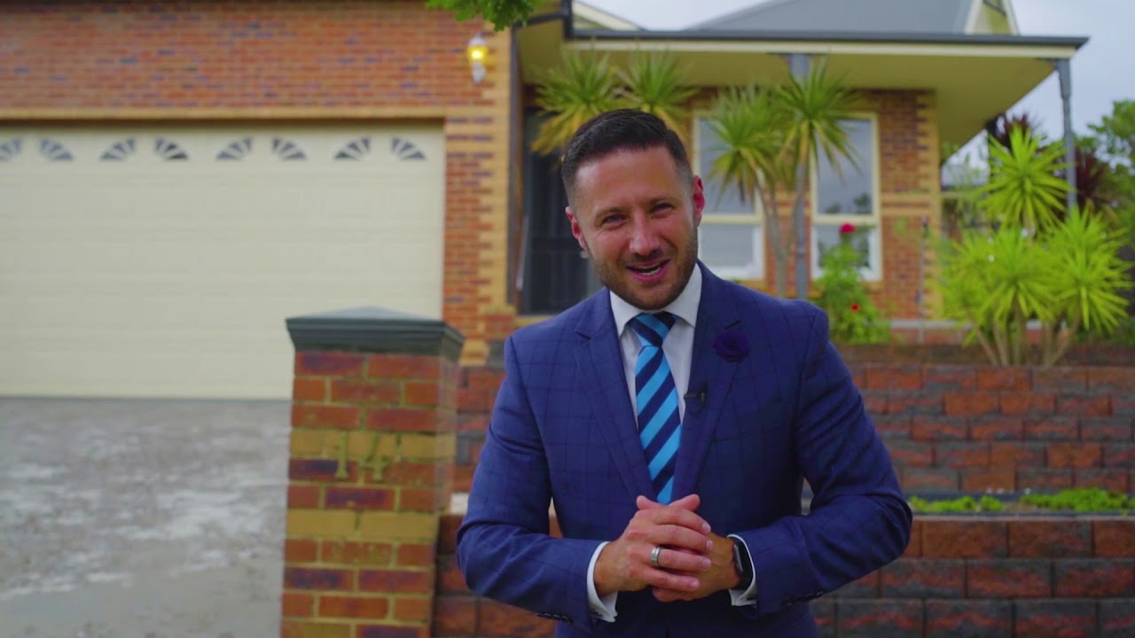 Daniel Galea | Property Video | 14 Pallidus Way Narre Warren - YouTube