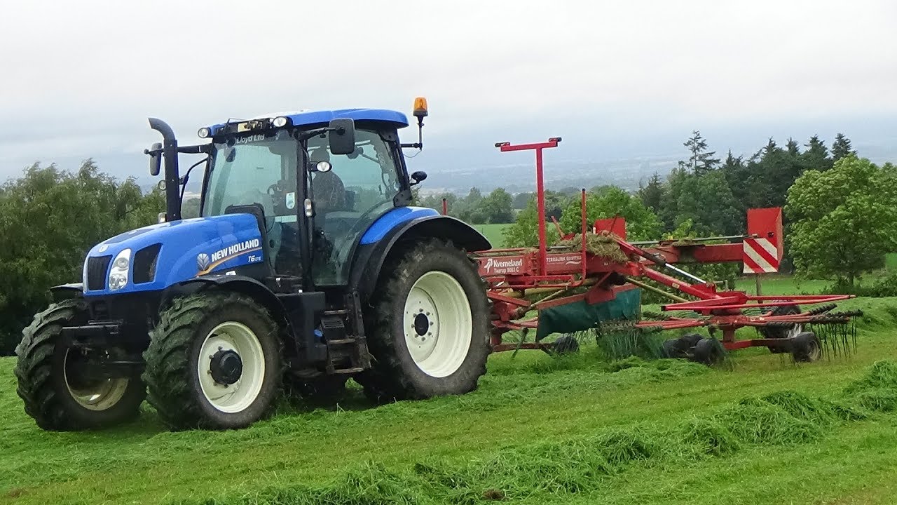Cumbrian Silage - Raking Grass with New Holland & Kverneland - Silage ...
