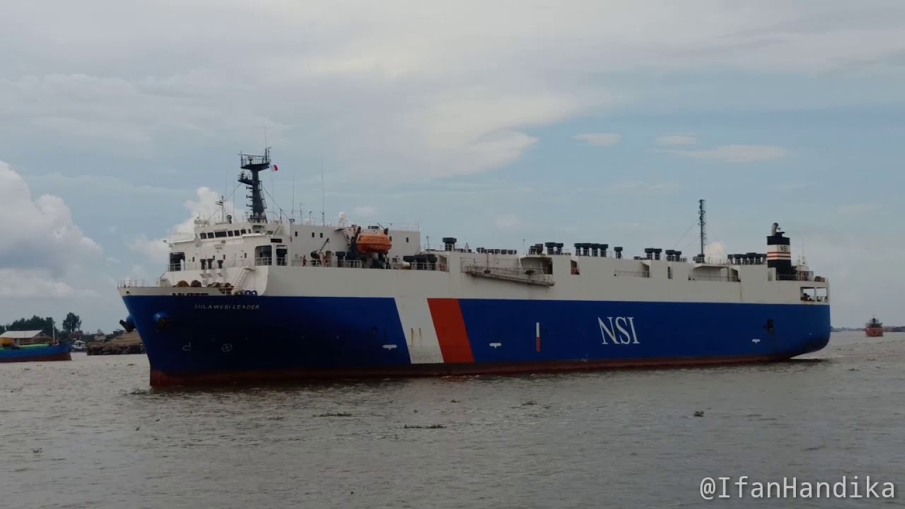 Kapal Roro SULAWESI LEADER | Port Of Banjarmasin | Kalimantan Selatan ...