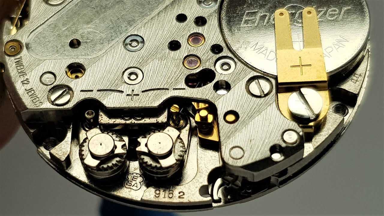 Stimmgabeluhrwerk ESA Cal. 9162 - Blick Ins Uhrwerk - Tuning Fork ...