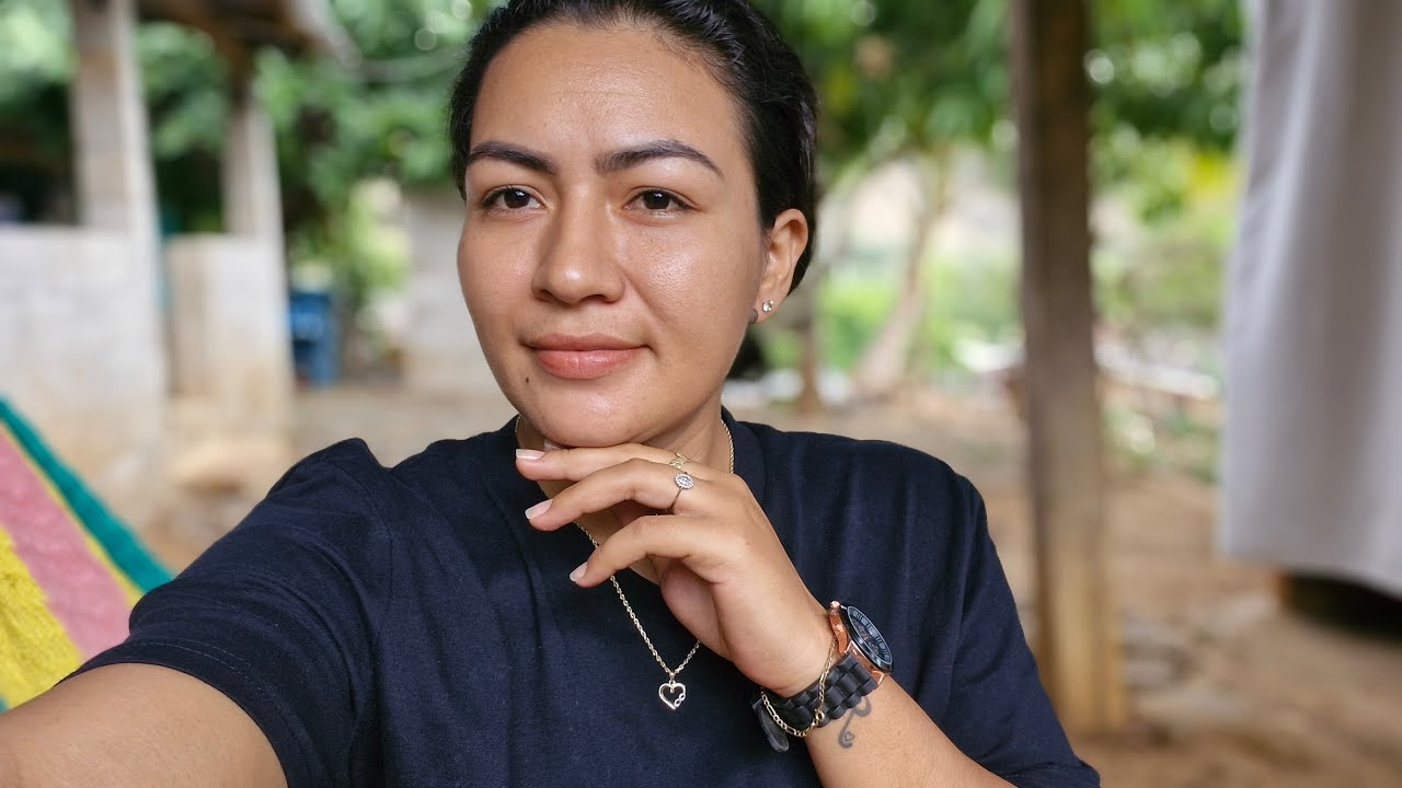 Yoli Castillo está en vivo - YouTube