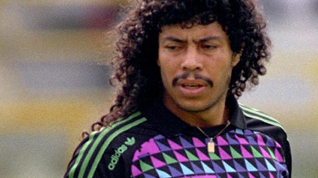 René "El Loco" Higuita - Career Highlights |HD| - YouTube