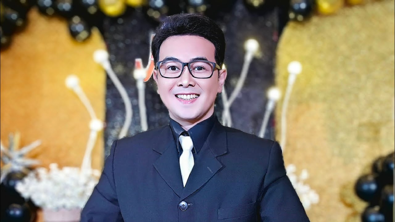 GLITZ AND GLAM: JUMP Solutions Inc. Thanksgiving Party 2023 (Host ...
