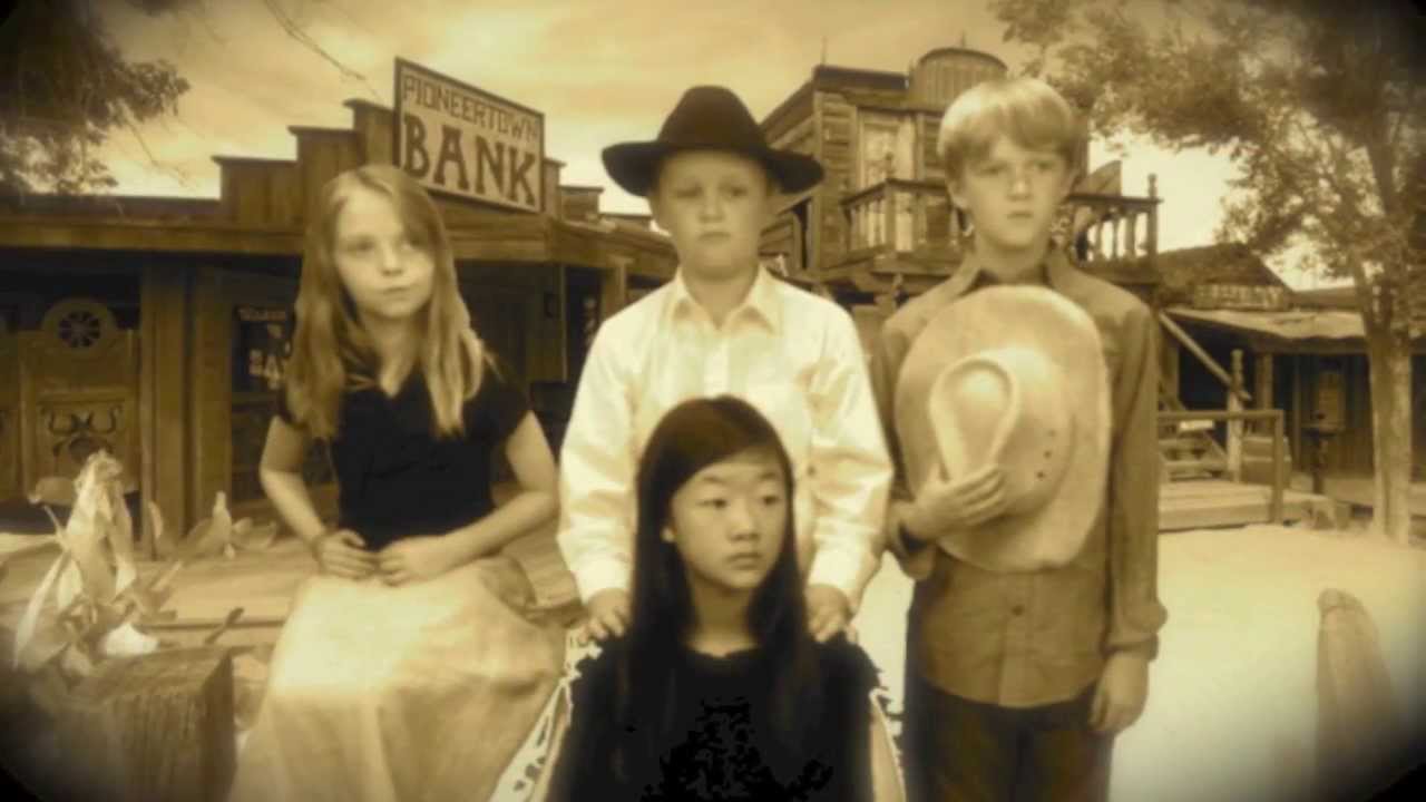 Port Orange Elementary Hits the Oregon Trail! - YouTube