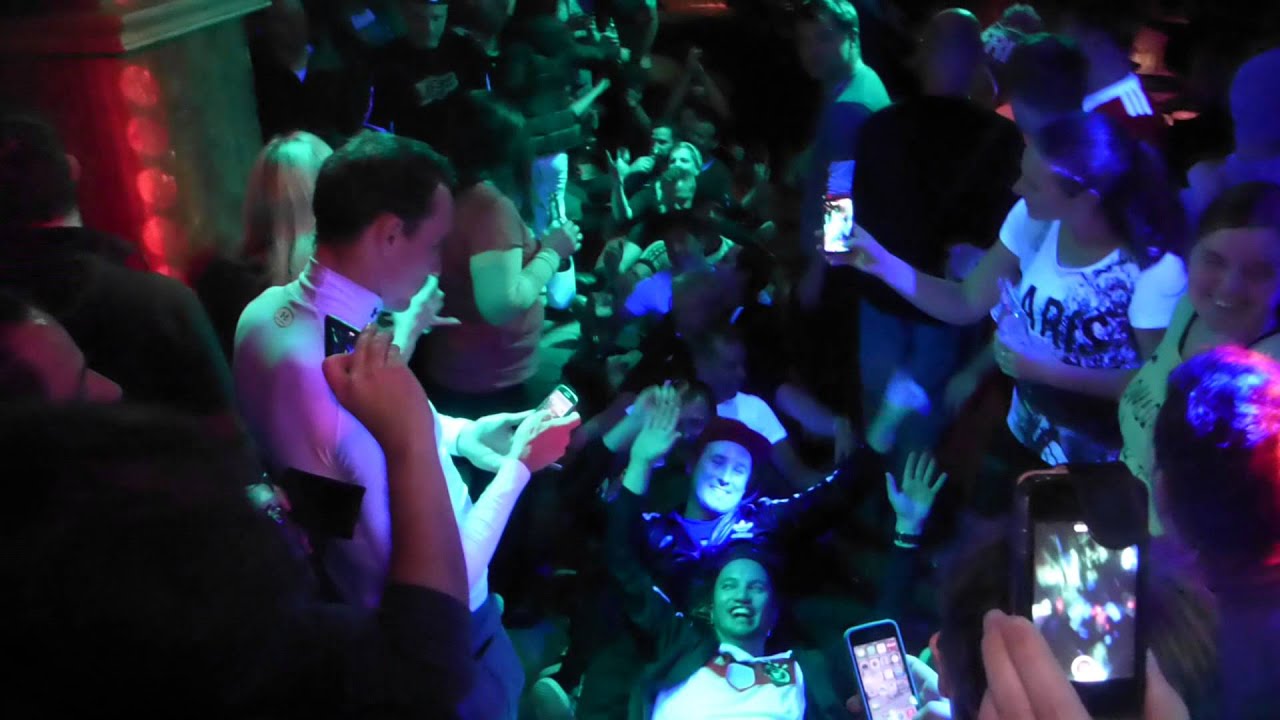 Kuhstall Ischgl 2014 12 19 Jägermeister Dj Alex - YouTube