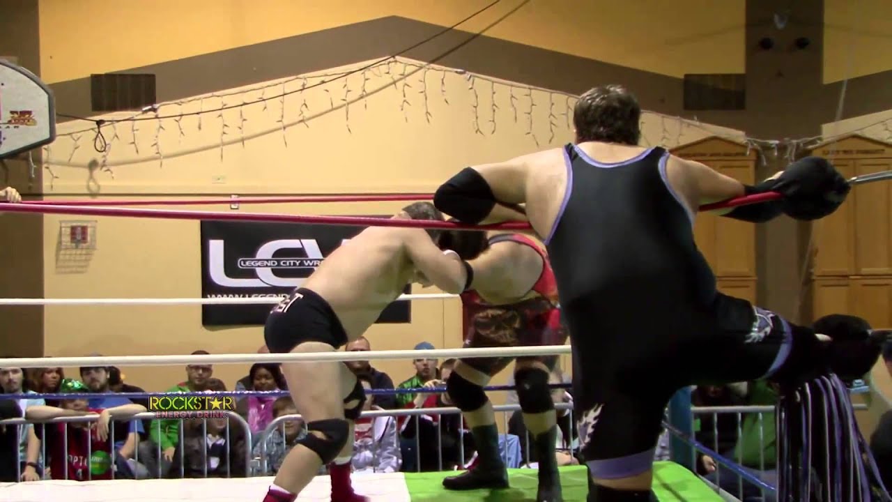 Dynamite Dylan Davis repping FU at LCW Wrestling - YouTube