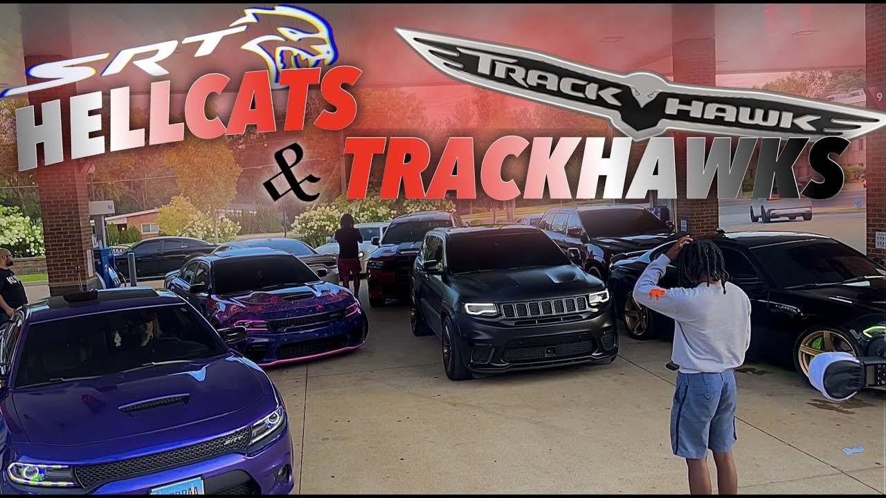 HELLCATS AND TRACKHAWKS CUTTING UP IN TRAFFIC (ST.LOUIS) - YouTube