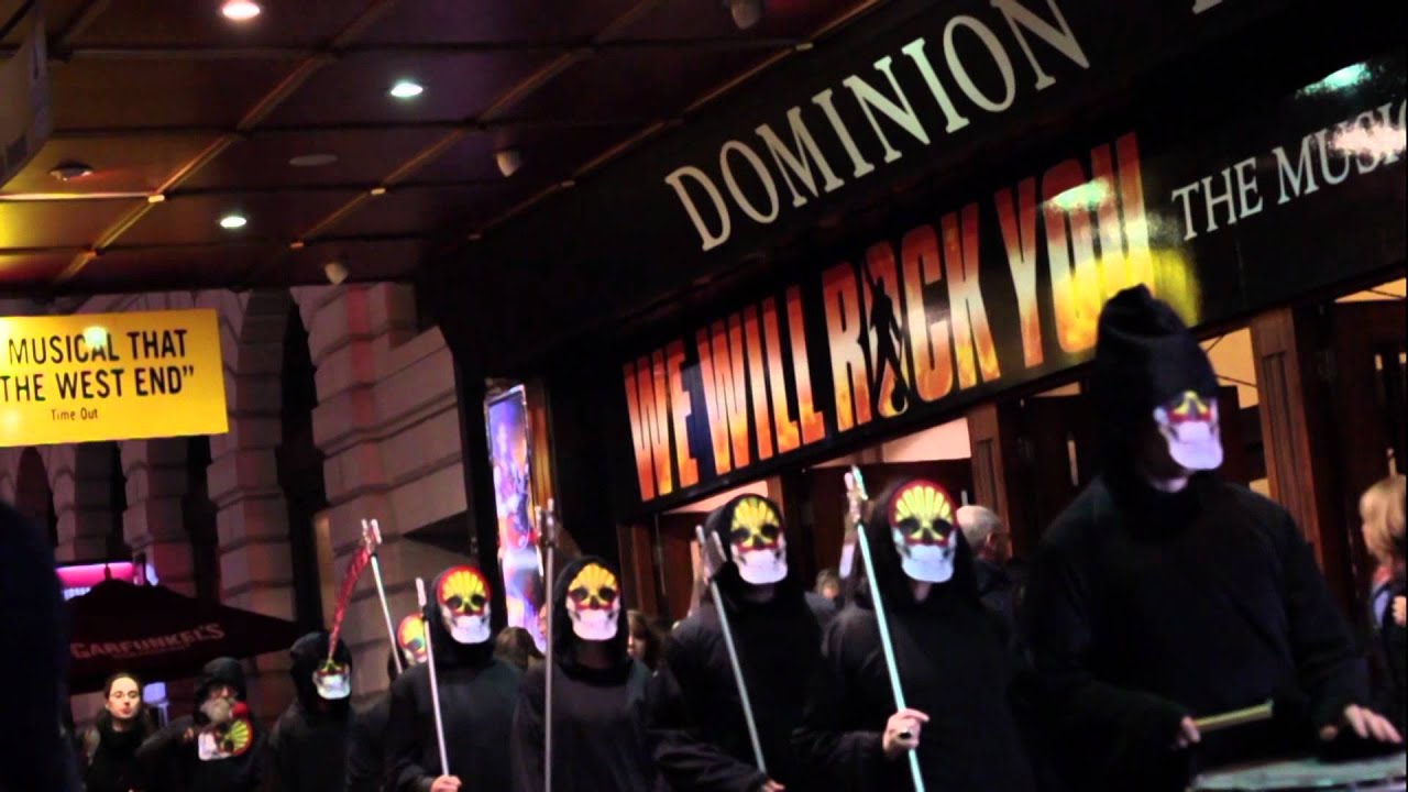 Shell Protest in Memory of Ken Saro Wiwa - YouTube