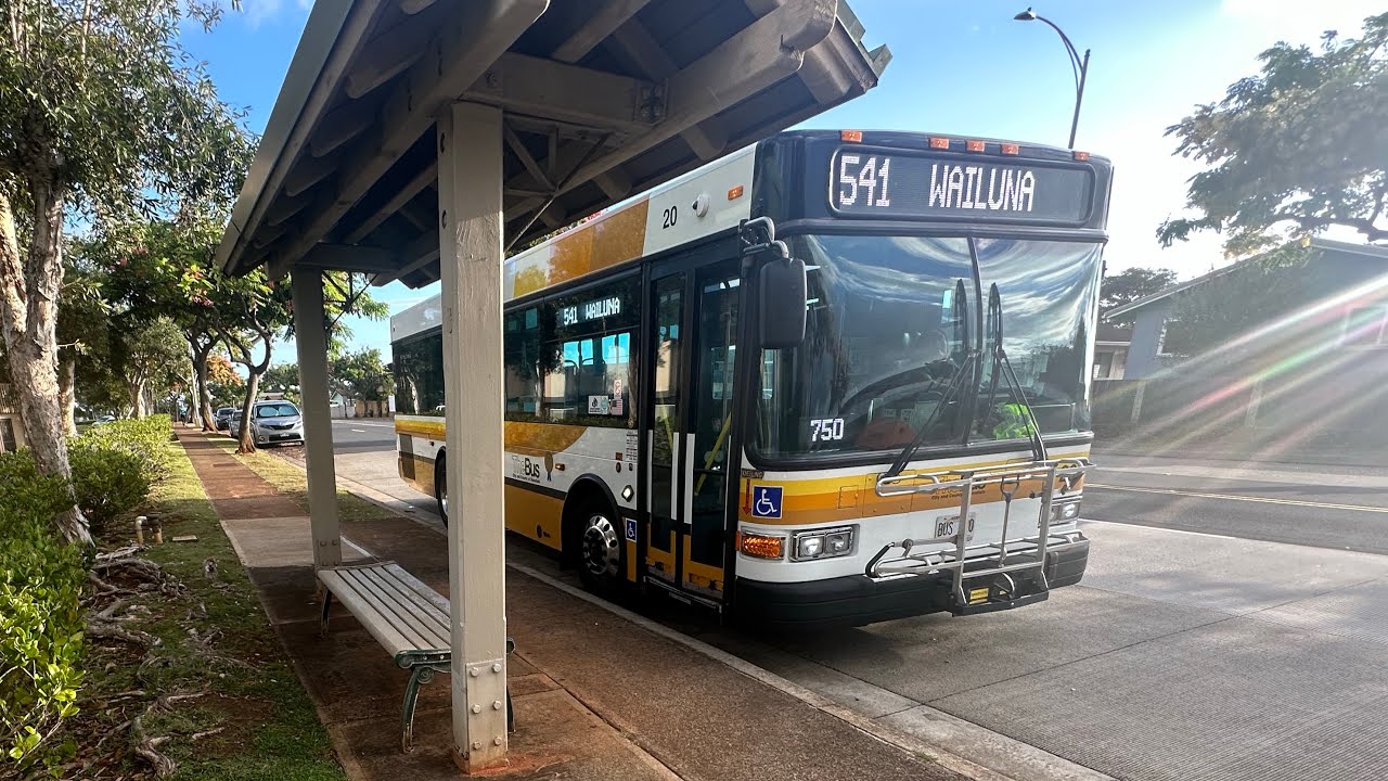 Honolulu TheBus Route 541, Bus 020 - YouTube