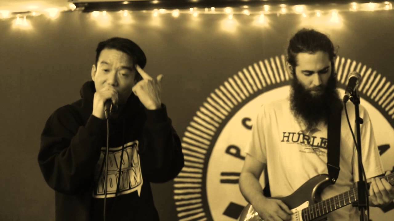 Chiu x Jimmy Logic — 'Vibe Away' @ PressPlay - YouTube