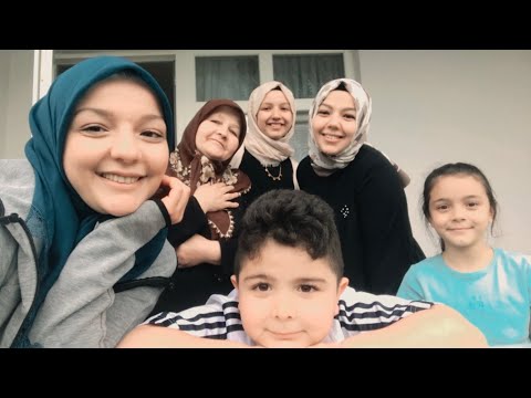 FATMA ve ABLAM GELDİ ❤️ DALINDAN TAZECİK SARMA  🌺 YARIŞTIK 😜 GÜLDÜRMECE DEDE 👴