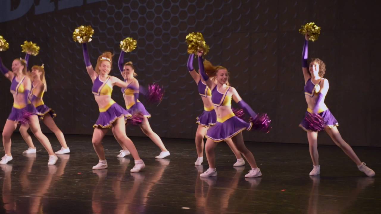 Fireworks Cheerleaders | The ProDancers Summer Show 2016 - YouTube