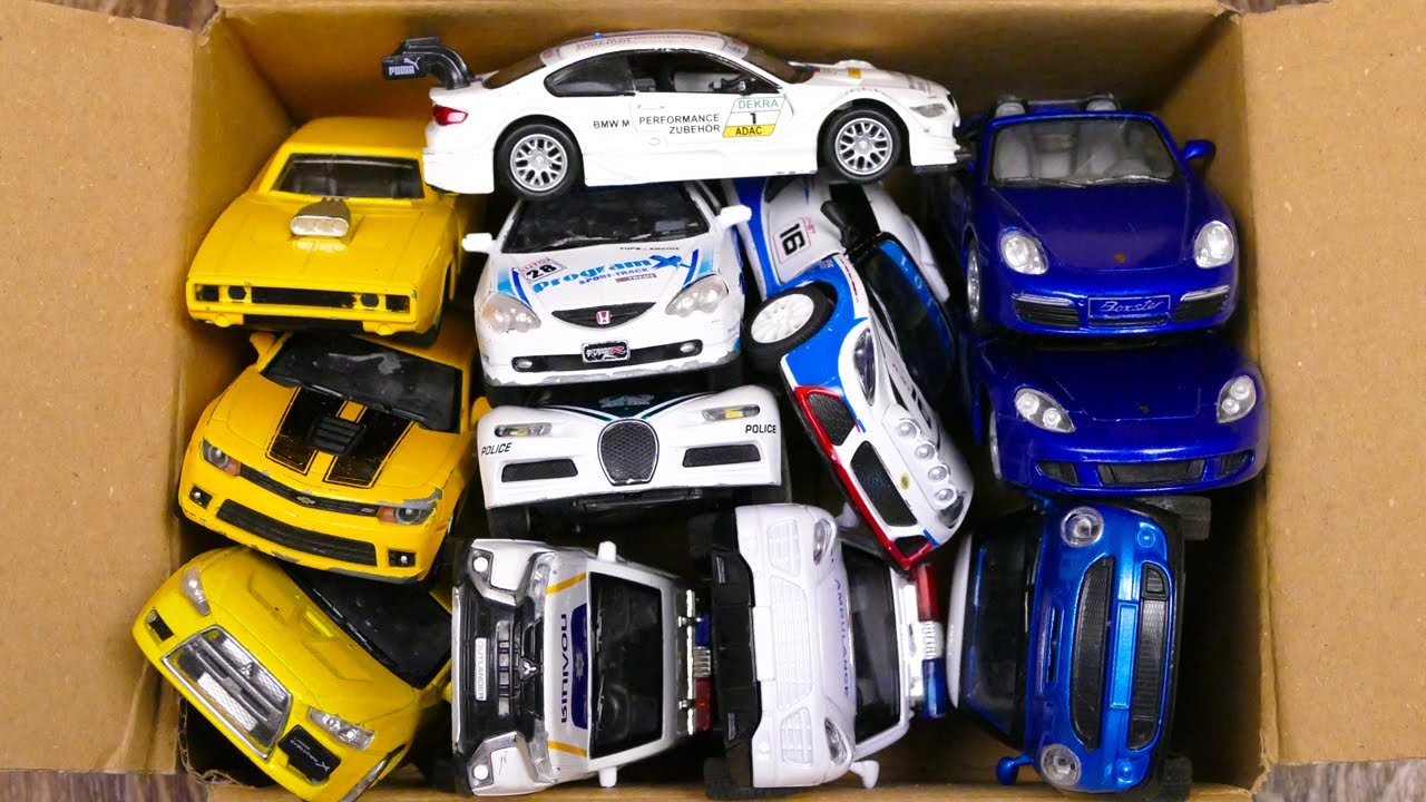 FULL Box of My Favorite Hot Diecast Model YELLOW, WHITE and BLUE Cars ...