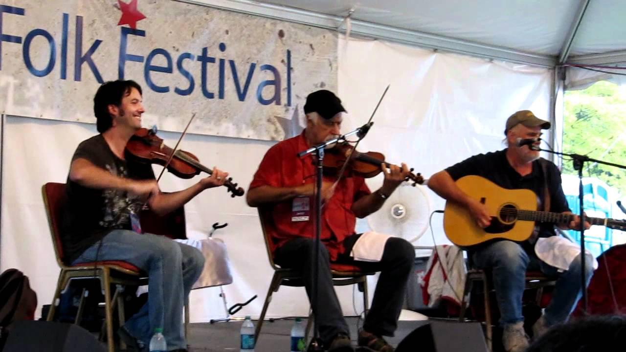 Doucet Brothers with Mitch Reed - YouTube