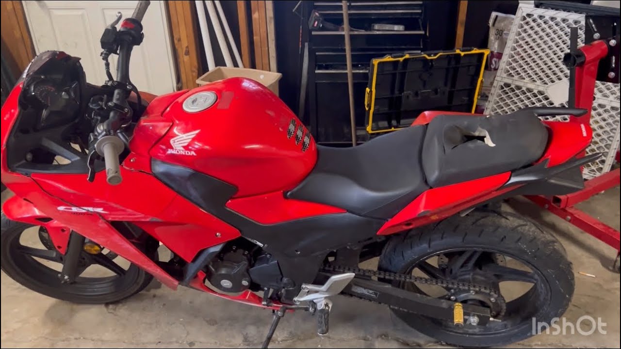 TURNED MY CBR300 INTO A STUNT BIKE!! - YouTube
