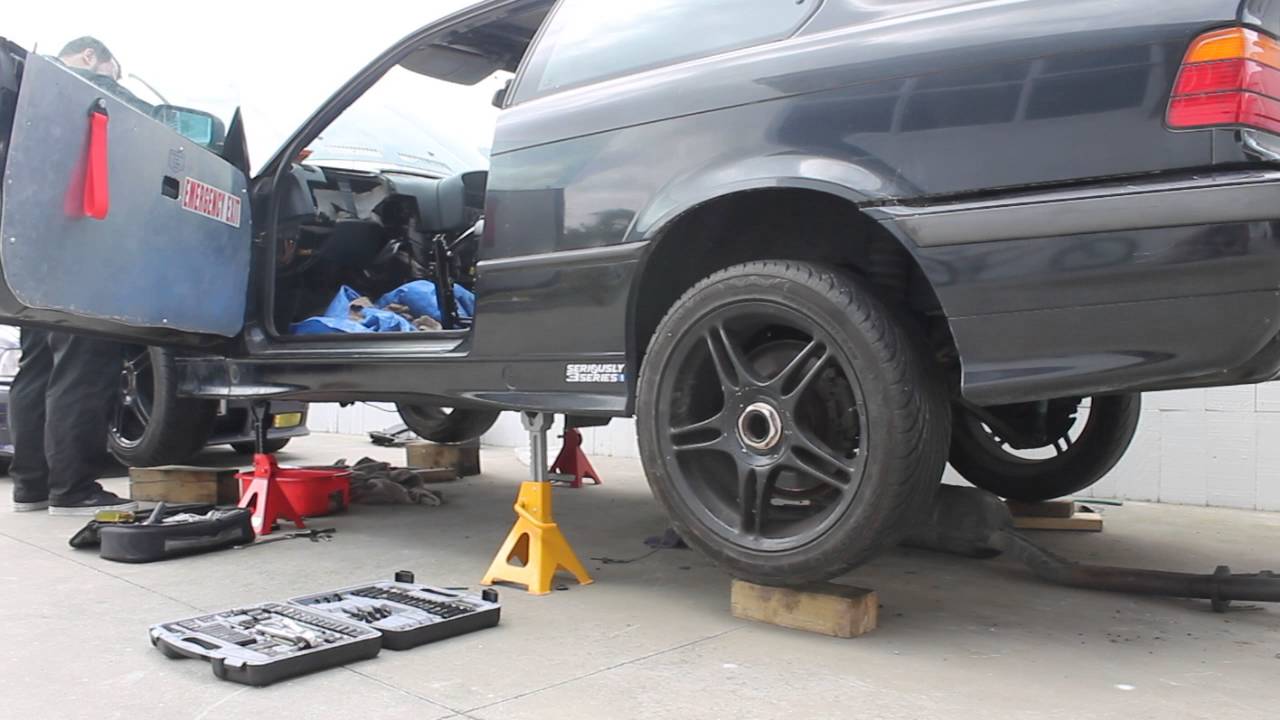 Absolute Finesse E36 REALLY Budget Build First Start! - YouTube