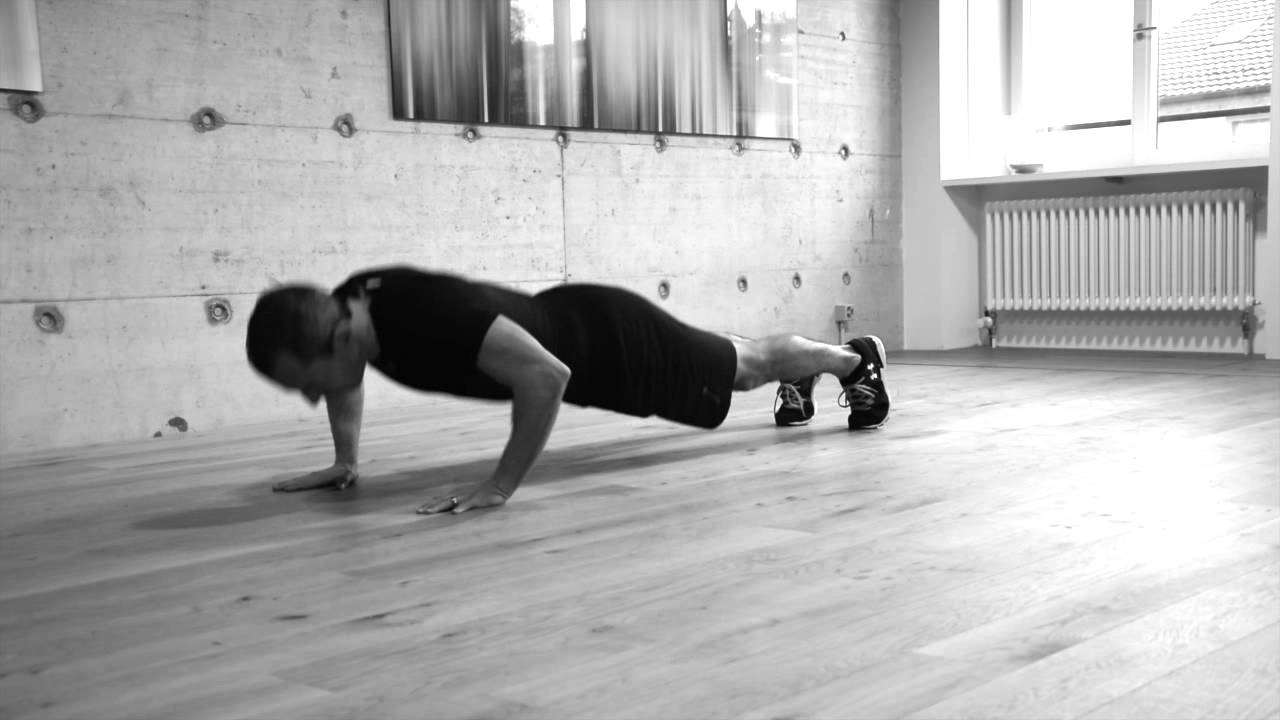 Walking Plank to Push Up - YouTube