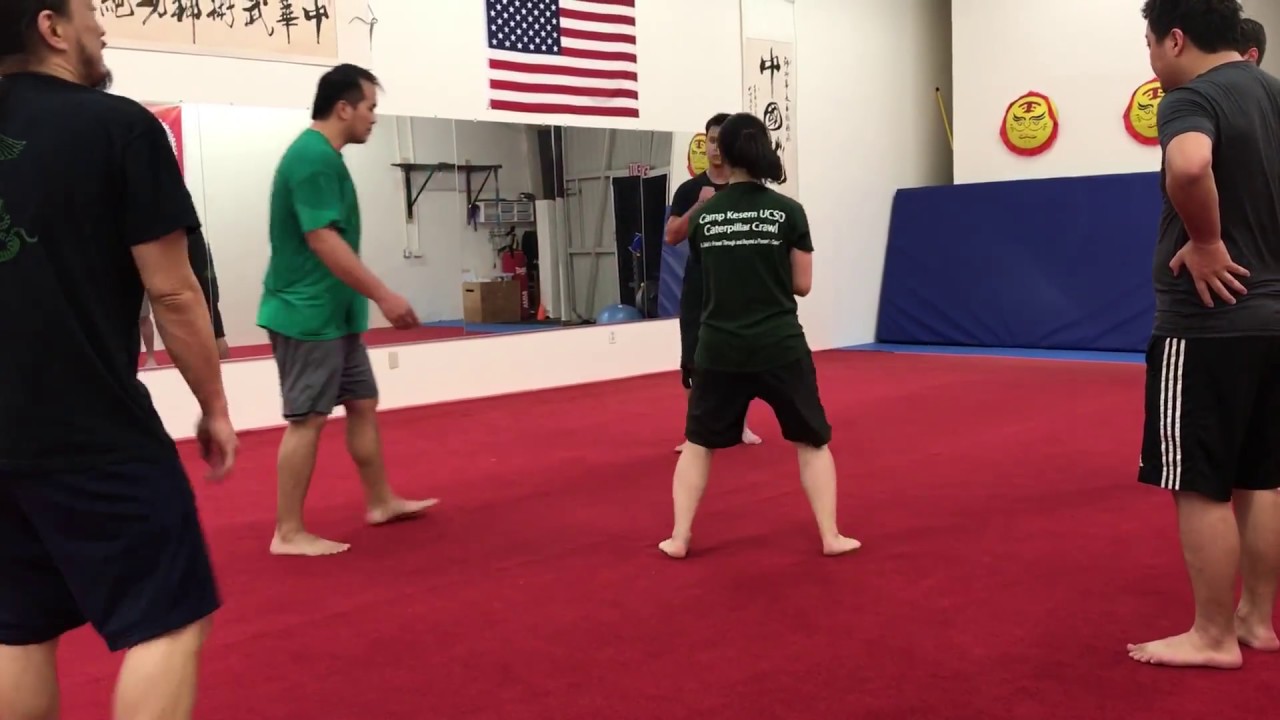 Amelia training Duncan Leung Applied Wing Chun in the circle. - YouTube
