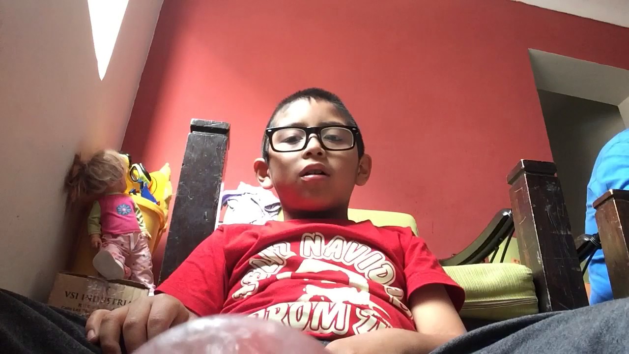 BOTELLA CHALLENGE - MatBot - YouTube