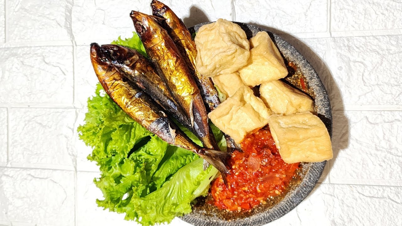 GORENG IKAN JUWI DAN TAHU SAMBEL TOMAT LALAPAN DAUN SELADA UNTUK ...
