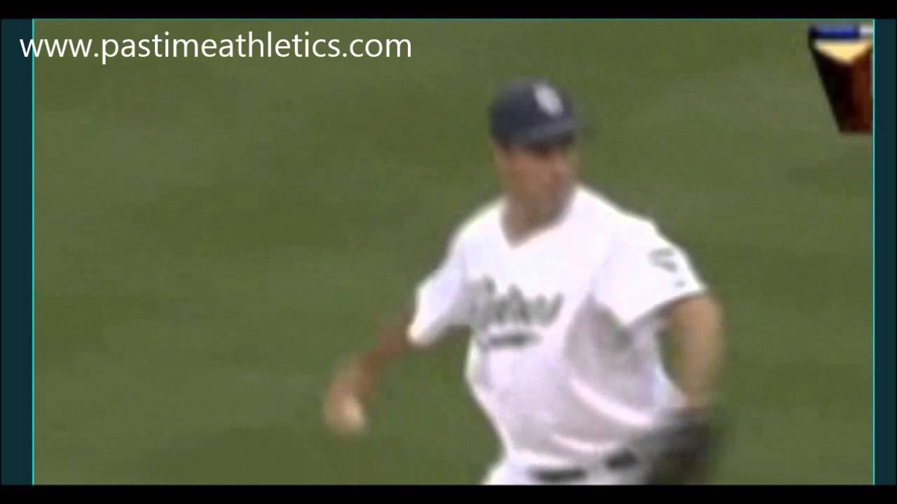 Greg Maddux Slow Motion Pitching Mechanics - Baseball Braves Cubs Dodgers MLB Tips Drills - YouTube