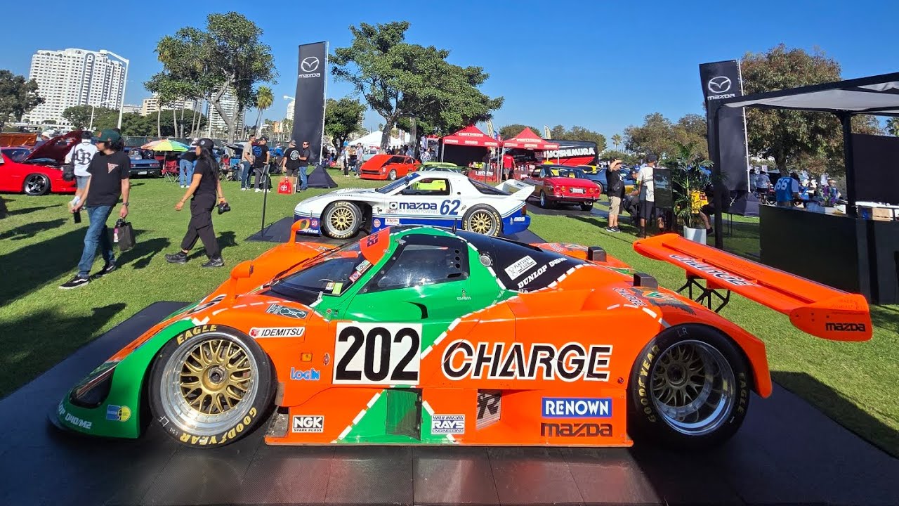 Mazda 767B 4 Rotor Engine Roars Powerfully at Idle! - YouTube