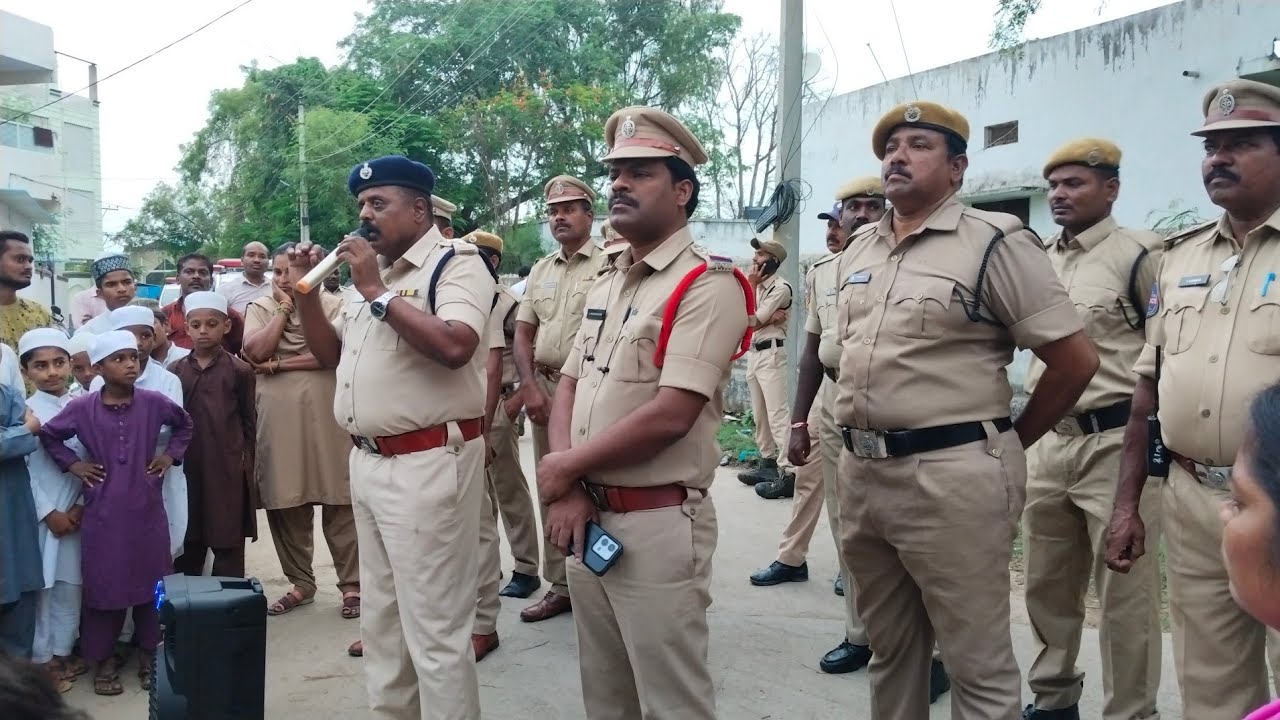 Sub-Divisional Police Officer Gives Safety Instructions to Mahabubnagar ...