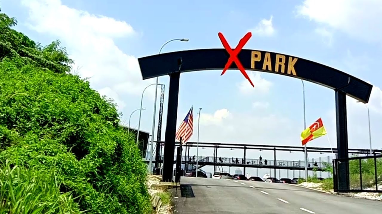 Visiting pj x park in the southern part of malaysia - YouTube