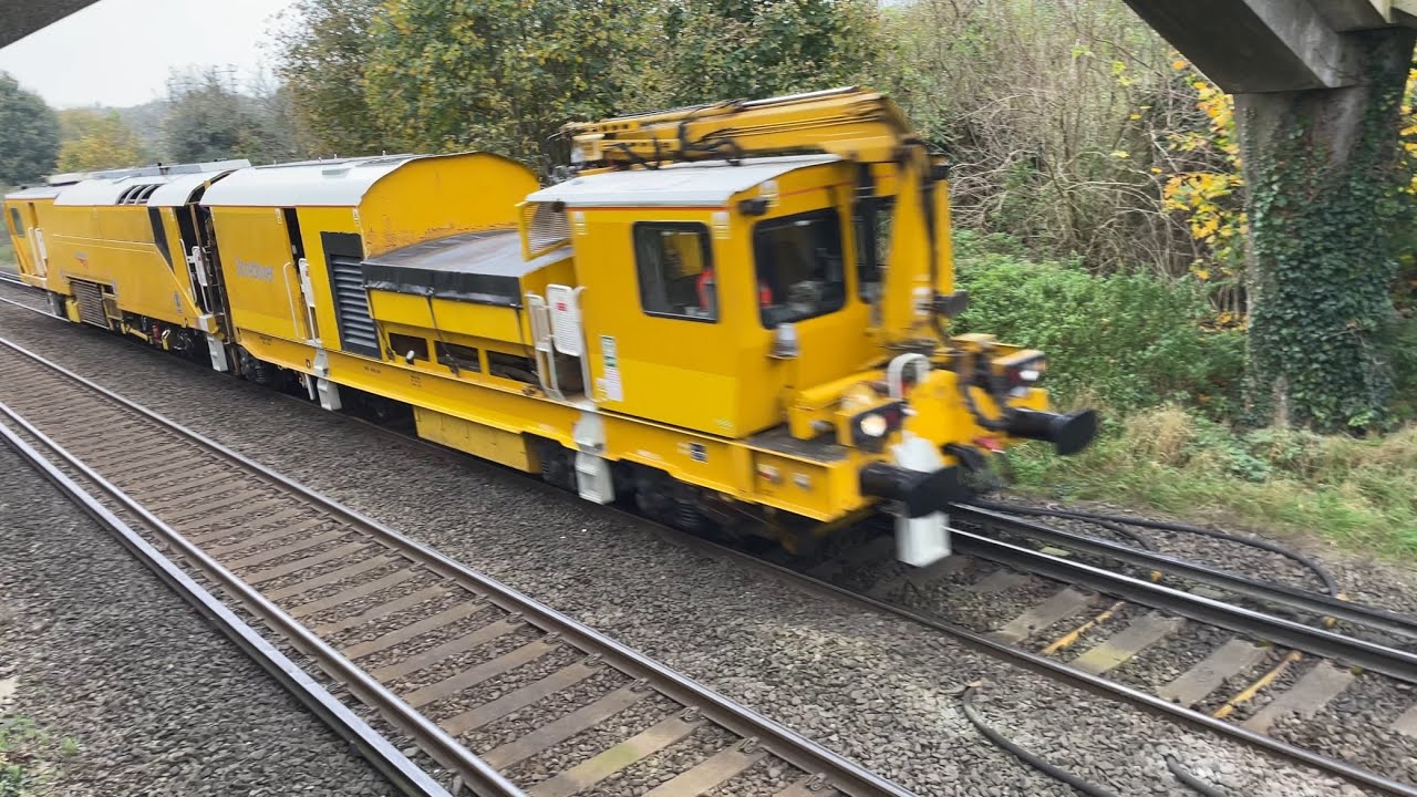 Harsco YZA Plain Line Stoneblower | DR80206 | Two Tone | Network Rail ...