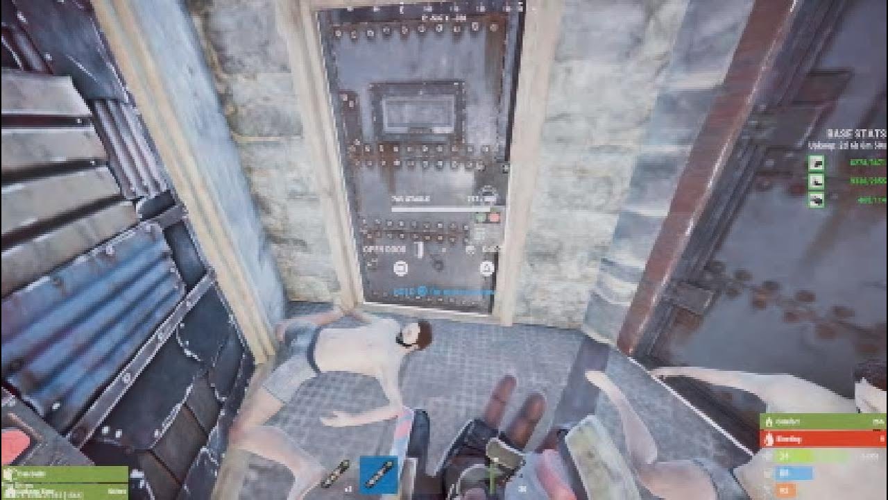 My First Raid Defense | Rust - YouTube