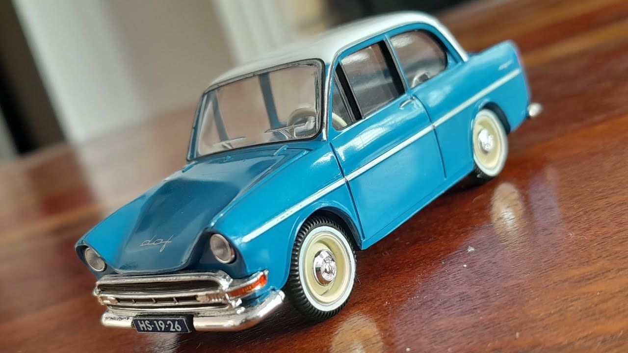 Norev 1:43 1961 DAF Daffodil 30 - YouTube