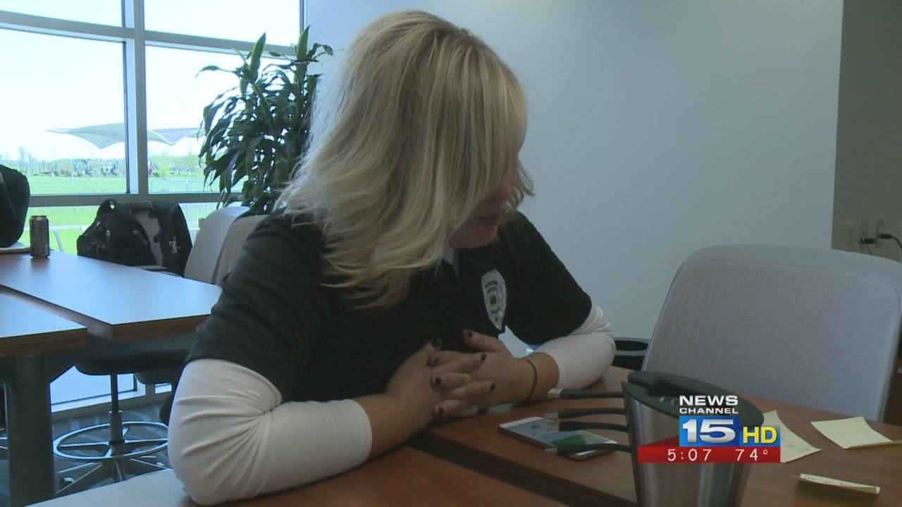 Hostage negotiation training - YouTube