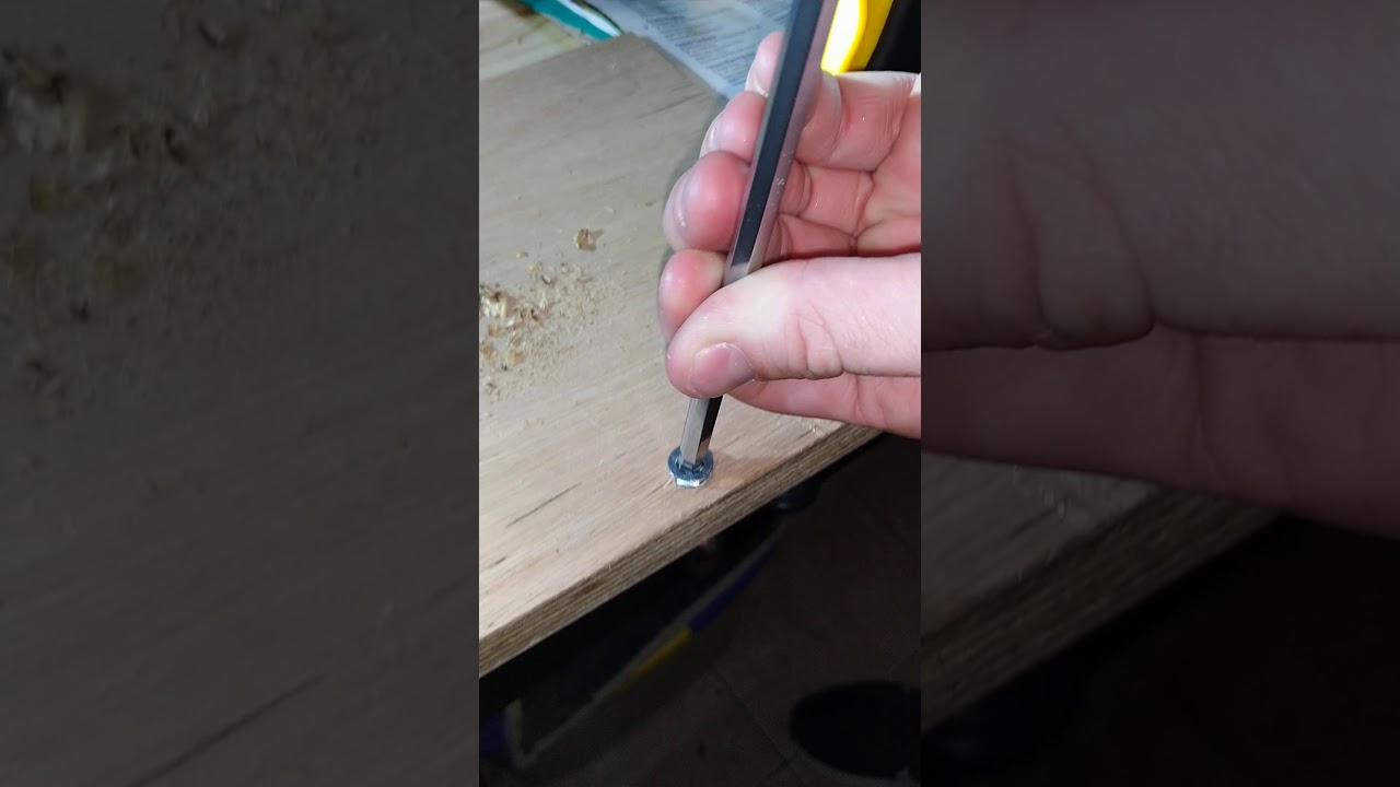 Tutorial Instalacion Inserto roscado para madera M8 - YouTube
