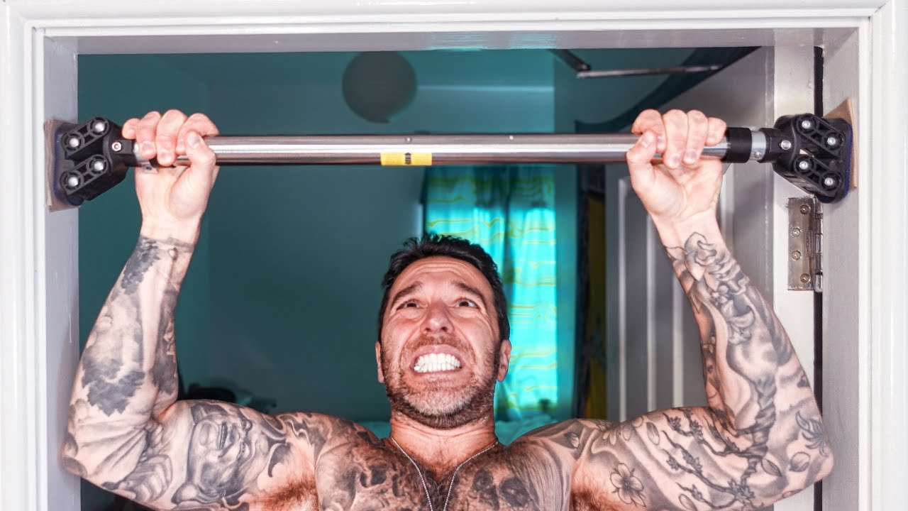 50 Pull Ups and 100 Push Ups in Under 5 Minutes - YouTube