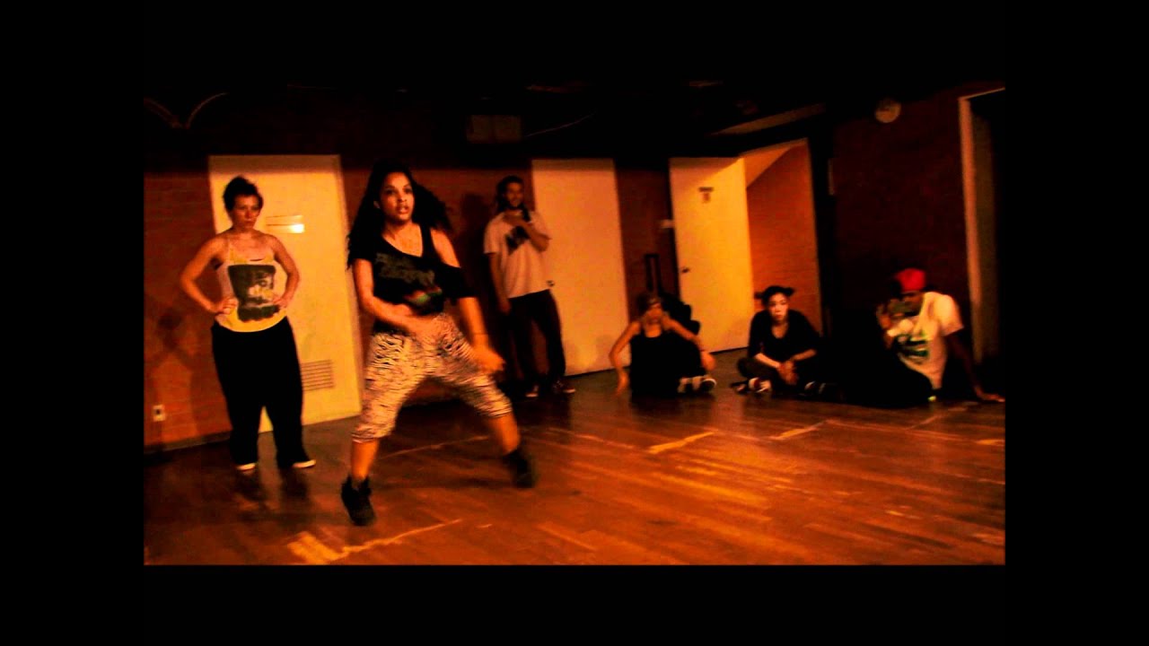 Ladia Yates Jookin at Millenium Dance LA - YouTube