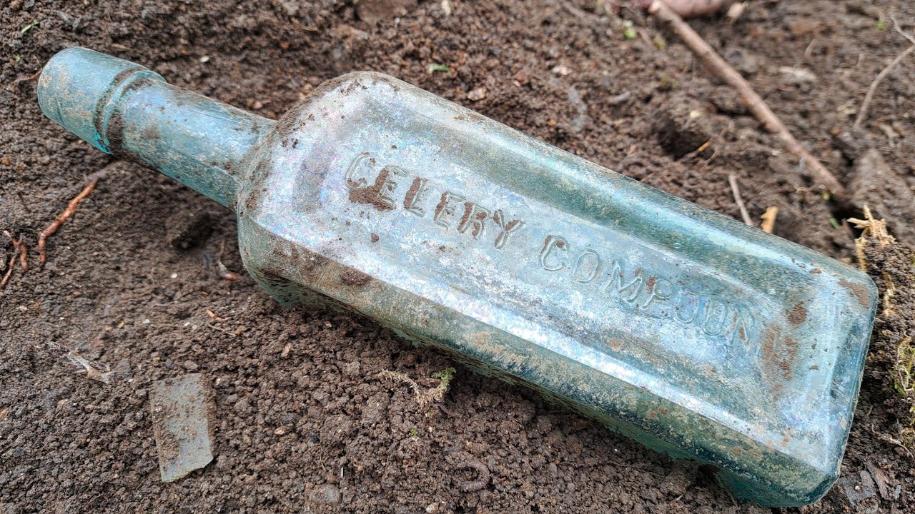 💥 Antique Bottle Digging #19💥 1880-90s Rare Bottles, Gray's Tonic ...