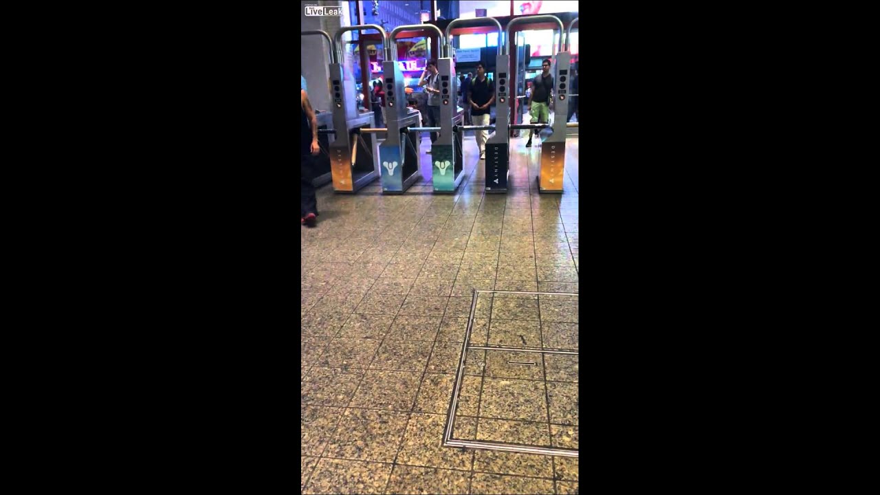 Eastern europe thug jumping turnstile in NYC Subway - YouTube