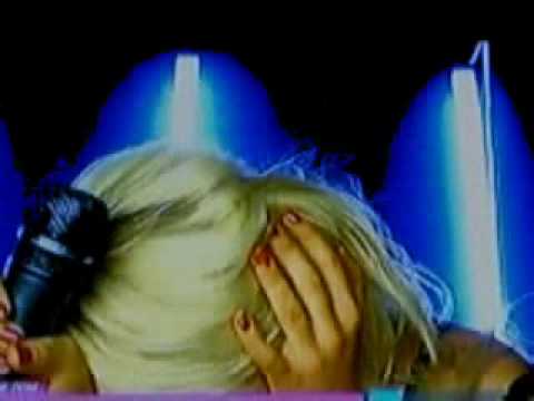 HOT BABE ADULT TV CHAT BLOOPER