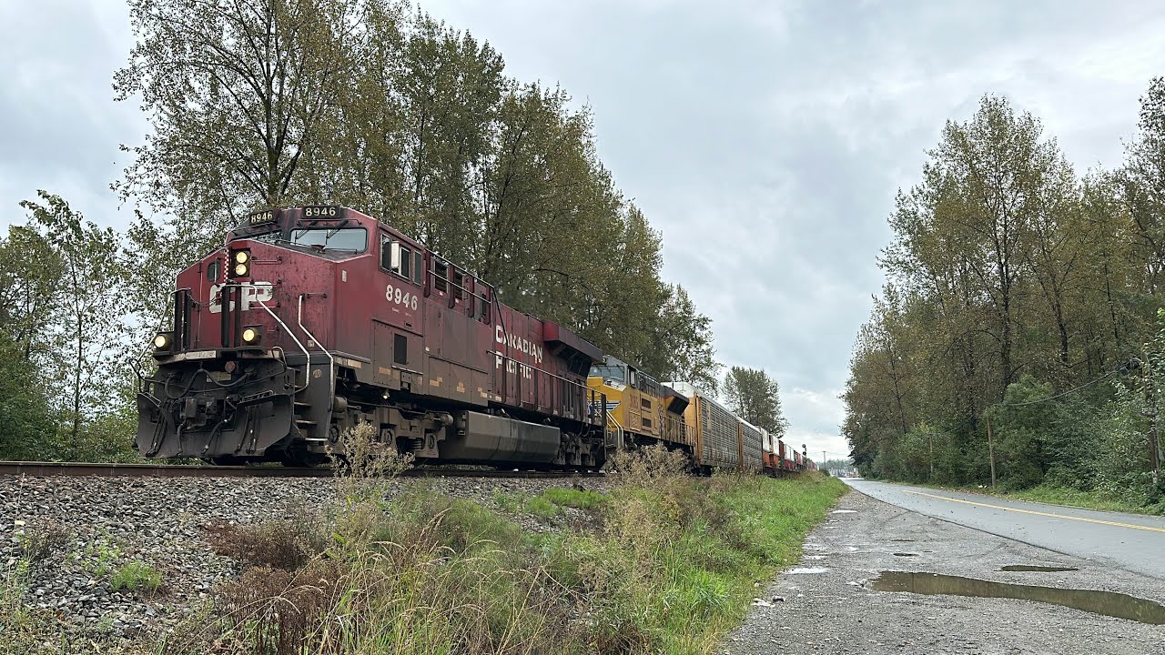Clash Of The Pacifics!!!! CPKC 113 W/ UP Unit @ Maple Ridge BC Canada 14SEP24 CP ES44AC 8946 ...
