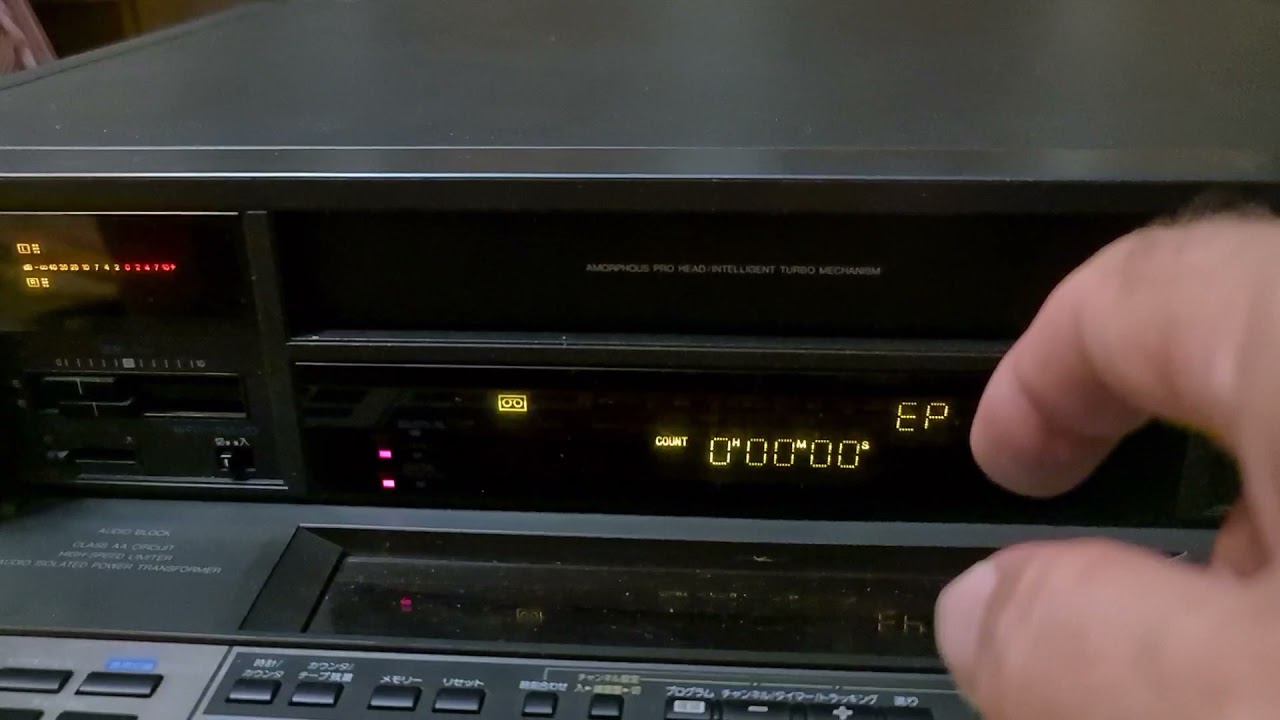 PANASONIC NV-FS 900 .VHS ВИДЕОМАГНИТОФОН- С ВОСЕМЬЮ- АМОРФНЫМИ ...