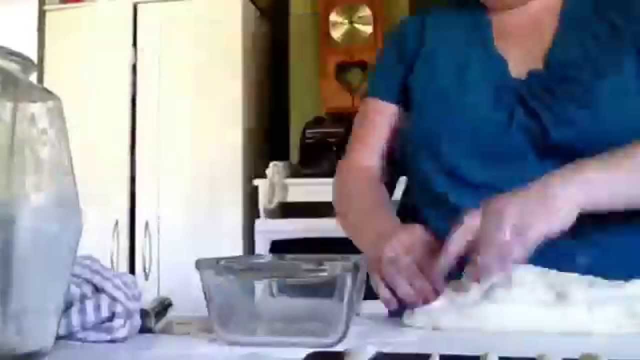 Time-lapse bread making - YouTube
