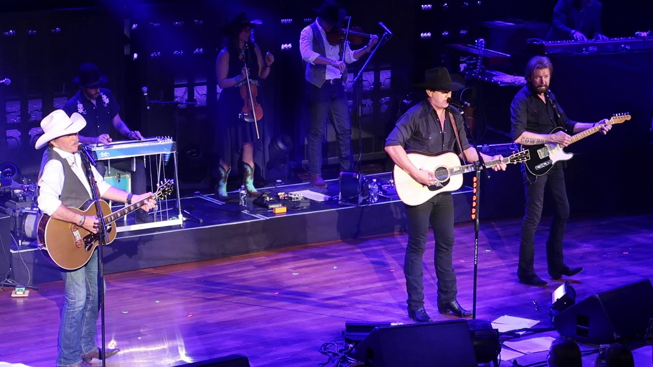 NEON MOON JON PARDI BROOKS AND DUNN LIVE RYMAN AUDITORIUM 10.01.2019 ...