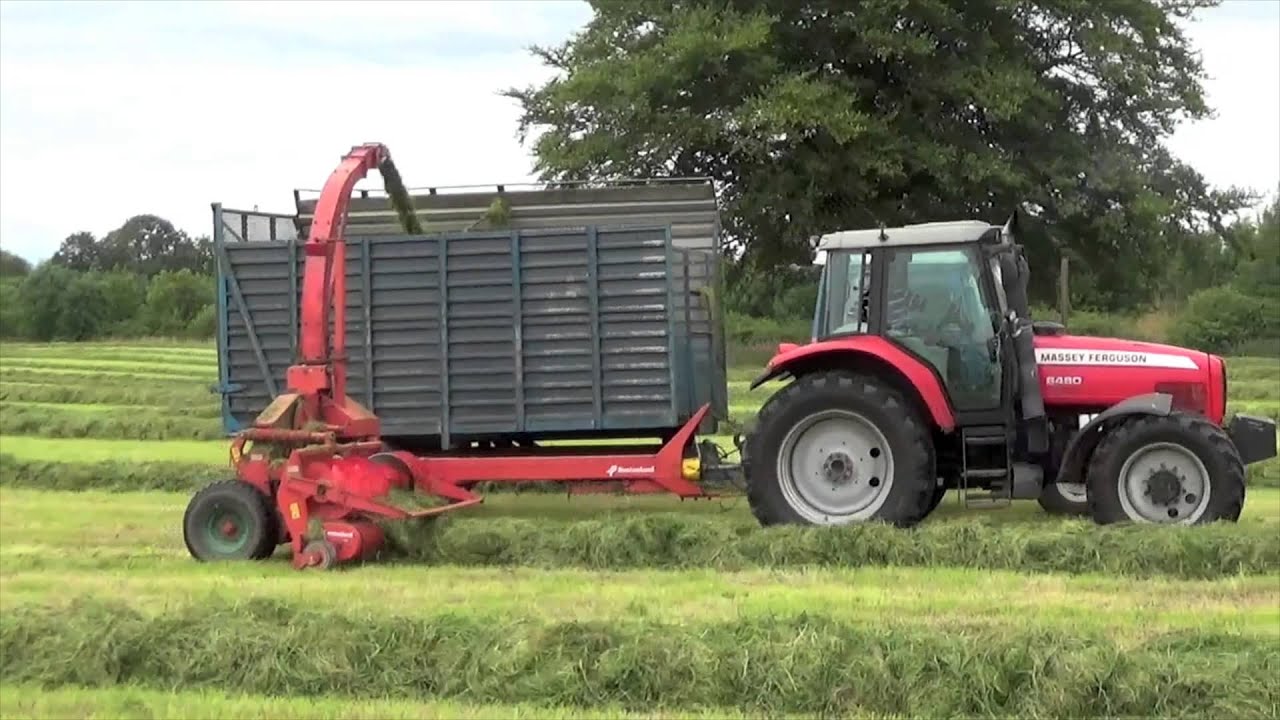 Kverneland Taarup Ten X Lifting Silage (2015) - YouTube