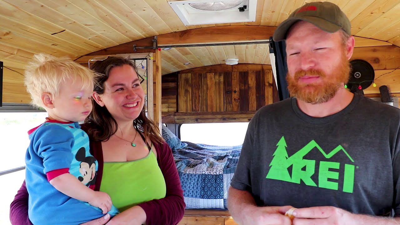 Take a Tour of Justin and Kirsten's Skoolie with 5 Kids!! - YouTube