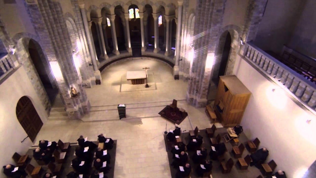 Abbaye Saint Benoit d'En Calcat (Tarn - 81) - YouTube
