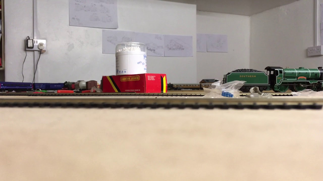 Flying Scotsman and the HST - YouTube