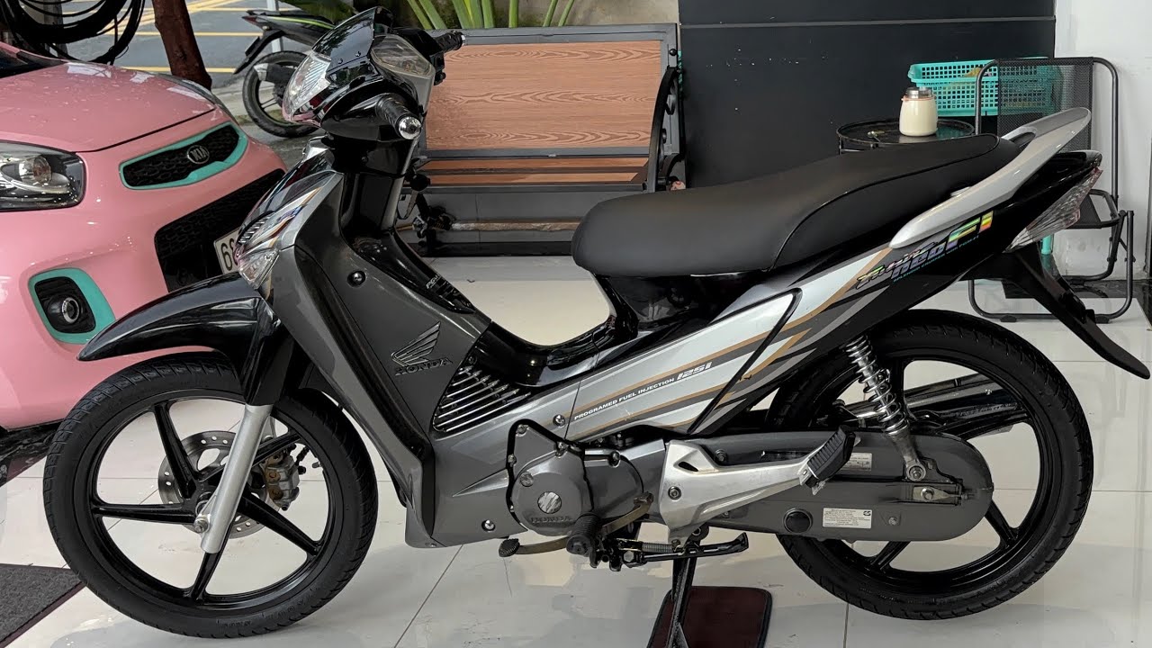 Honda future neo fi 2007 - YouTube